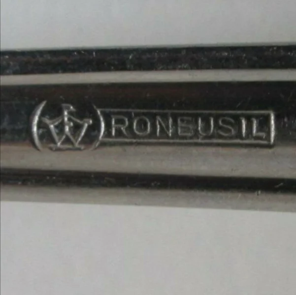 Wer kennt sich mit Roneusil aus? - Das Antiquitäten und Sammler Forum
